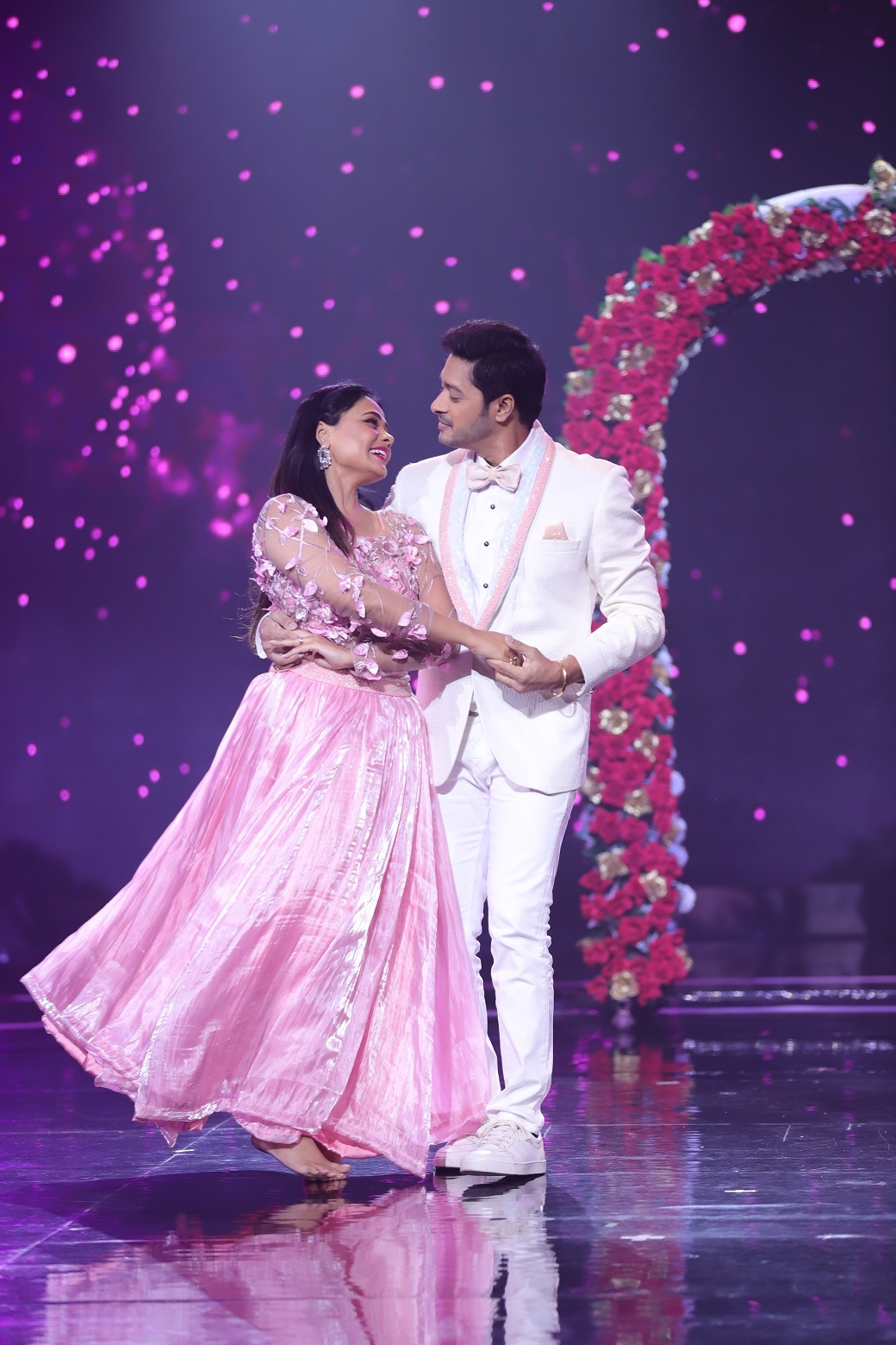 Zee Marathi Awards 2021 Inside Pictures Out! Katrina Kaif, Govinda ...