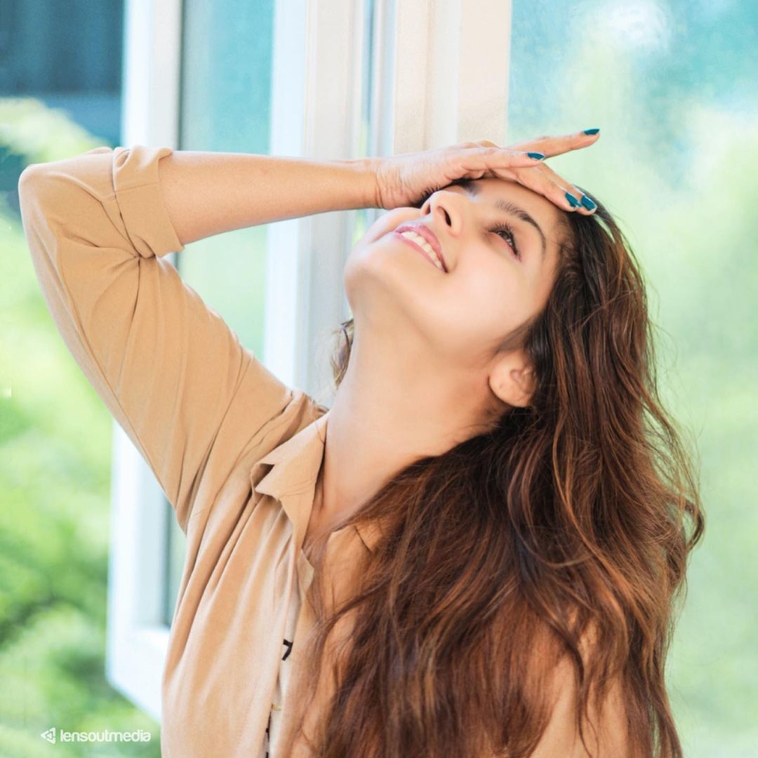 സ്റ്റൈലൻ ലുക്കിൽ ജോസഫ് നായിക, ചിത്രം നോക്കൂ | Tamil-Malayalam Actress ...