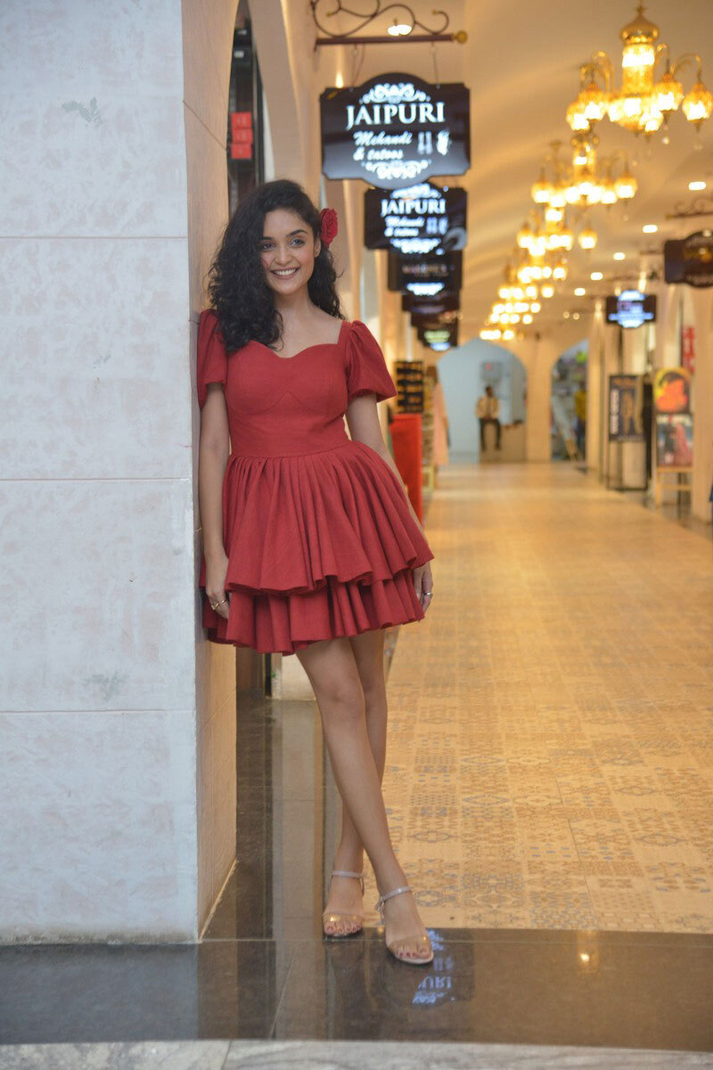 20+ Kashish Khan Photos: Find Latest HD Images, Pictures, Stills & Pics ...