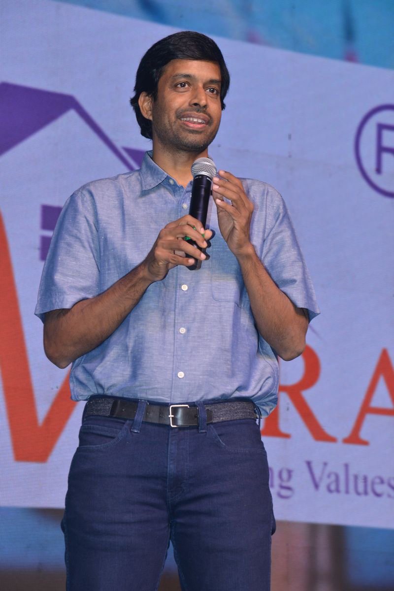 Lakshya Movie Pre Release - Filmibeat