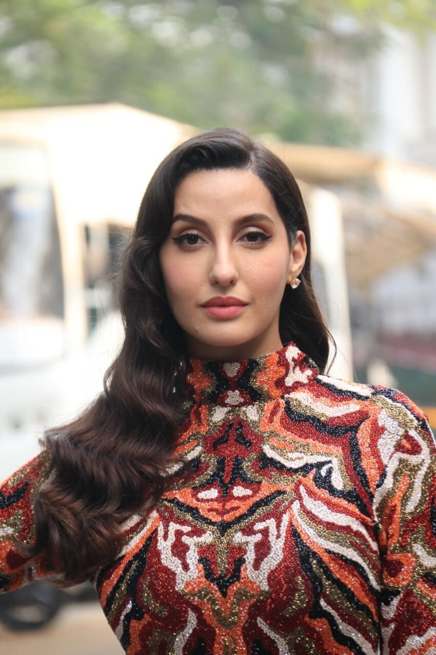 Nora Fatehi, Malaika Arora and Guru Randhawa at India's Best Dancer set ...