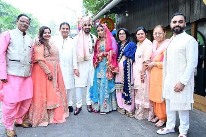 Paras Madaan And Soumita Das’ Wedding And Reception Pictures Are Just ...