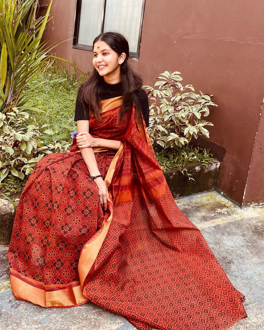 അതിമനോഹരിയായി ഉപ്പും മുളകും താരം, ജൂഹി റുസ്തഗിയുടെ പുത്തൻ ഫോട്ടോസ് കാണാം | TV Actress Juhi ...