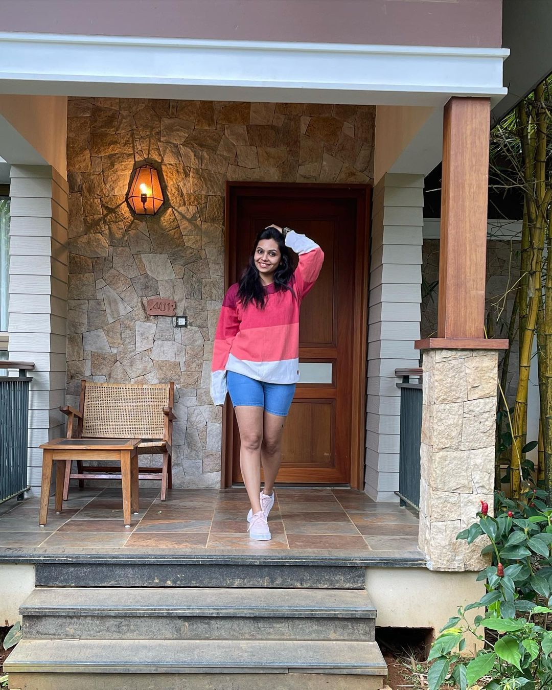 ഫ്രീക്ക് ലുക്കില്‍ തിളങ്ങി തന്‍വി റാം; കലക്കിയെന്ന് ആരാധകര്‍ | Mollwood Actress Tanvi Ram's ...