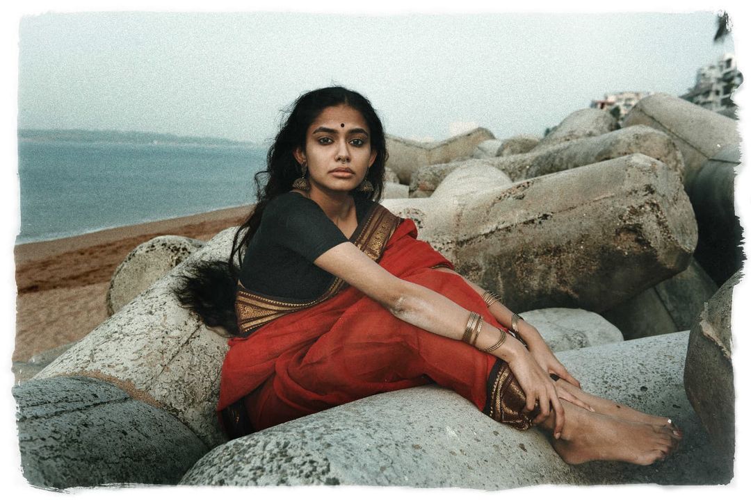 സിംപിളാണ്, അതിലും മനോഹരവും, ഐശ്വര്യ സുരേഷിൻ്റെ ചിത്രം | Actress-Model ...