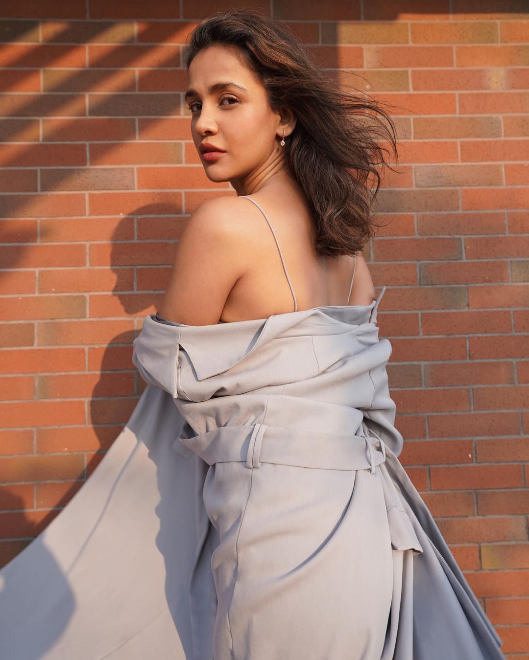 Aisha sharma: మరోసారి హద్దులు దాటి రెచ్చిపోయిన అయేషా శర్మ.. ఎద అందాలు కనిపించేలా హాట్ ట్రీట్ ...