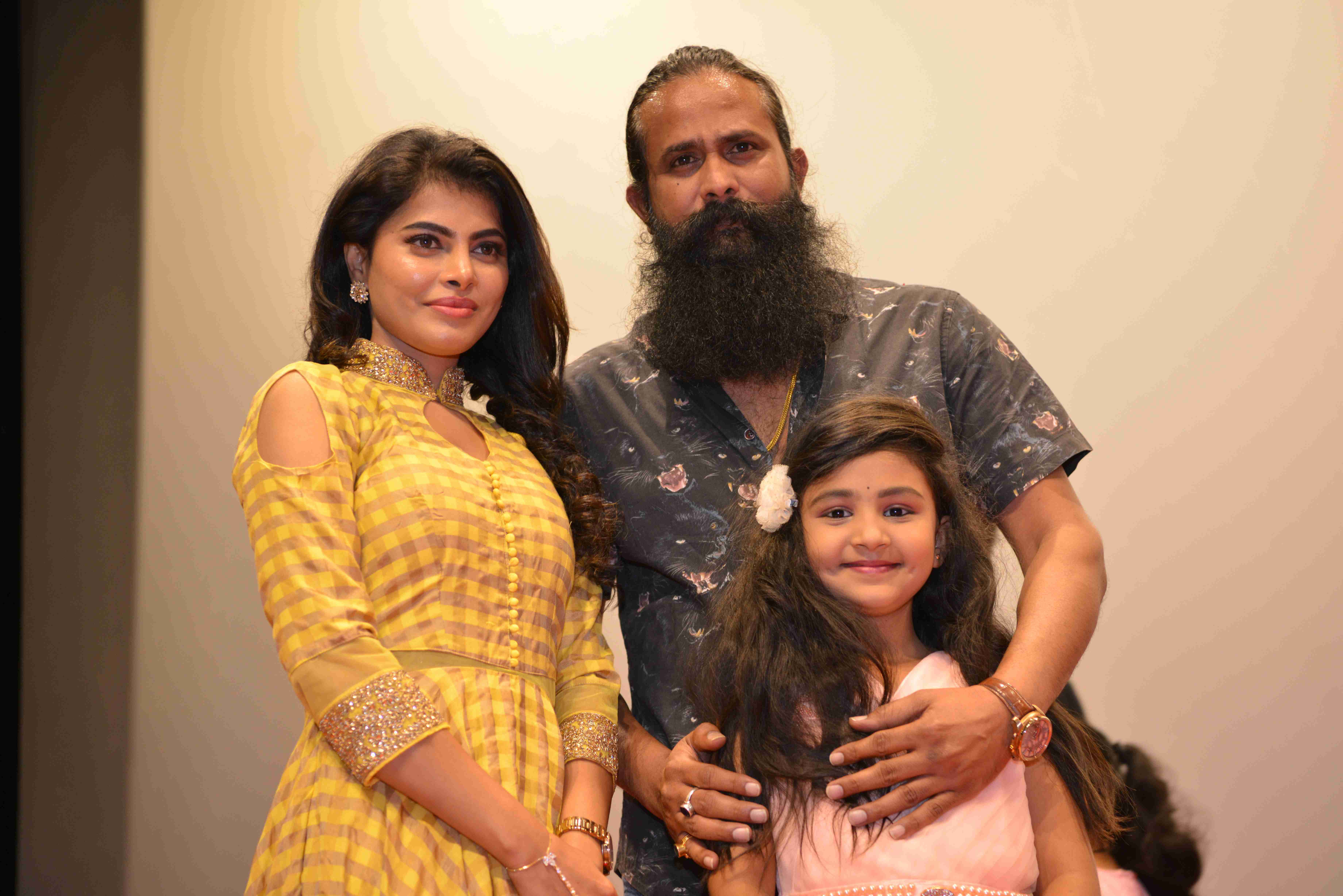 GOWLI Film Teaser Launch Press Meet - Filmibeat