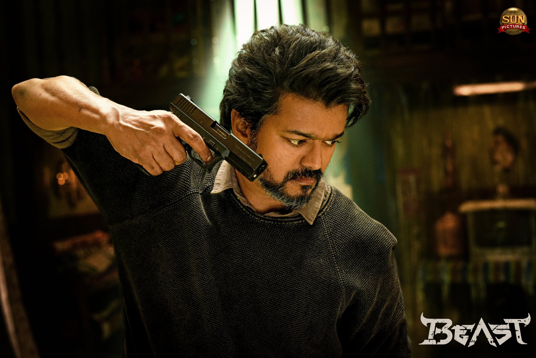 சட்டையில் ரத்த கறையுடன் விஜய்...மாஸான பீஸ்ட் விஜய் ஸ்டில்ஸ் | Actor ...