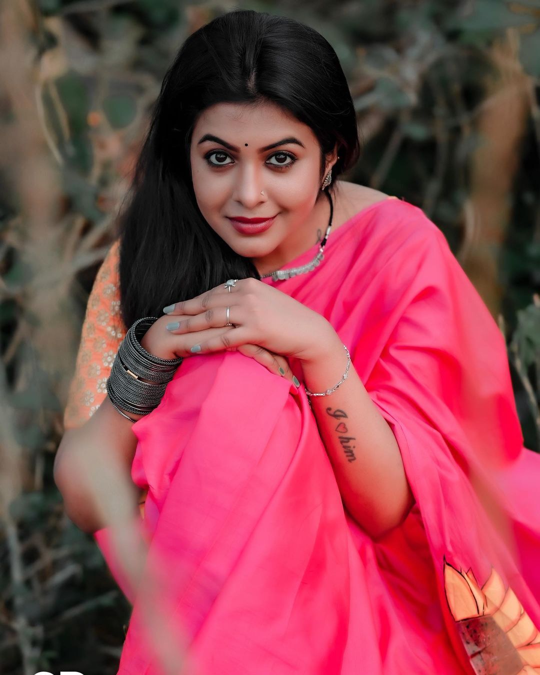 കേരള സാരിയിൽ അതീവ സുന്ദരിയായി സീരിയൽ നടി, ആർദ്ര ദാസിൻ്റെ ചിത്രങ്ങ ...