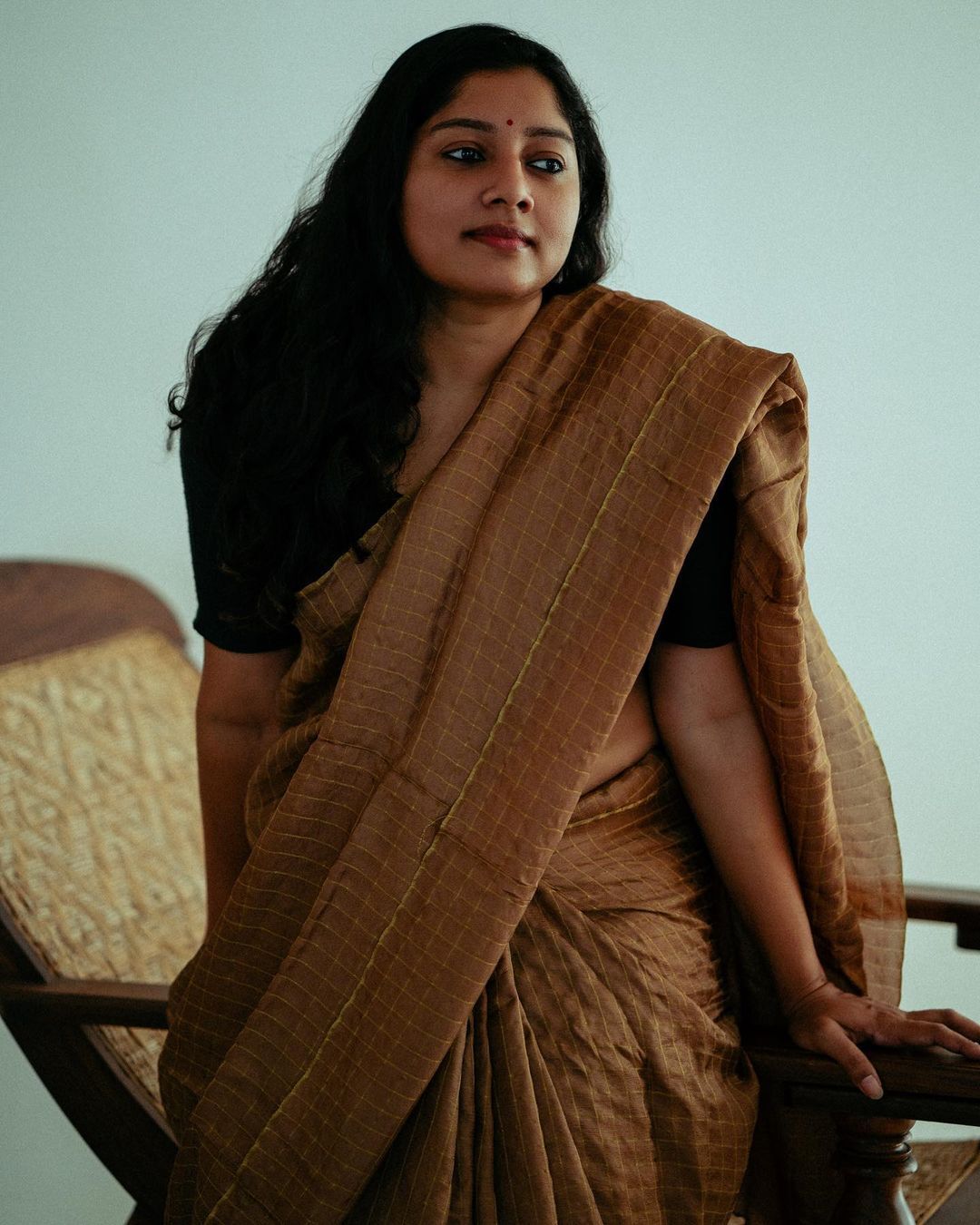 സാരിയില്‍ സുന്ദരിയായി അനു മോള്‍, ചിത്രങ്ങൾ കാണാം | Mollywood Actress ...