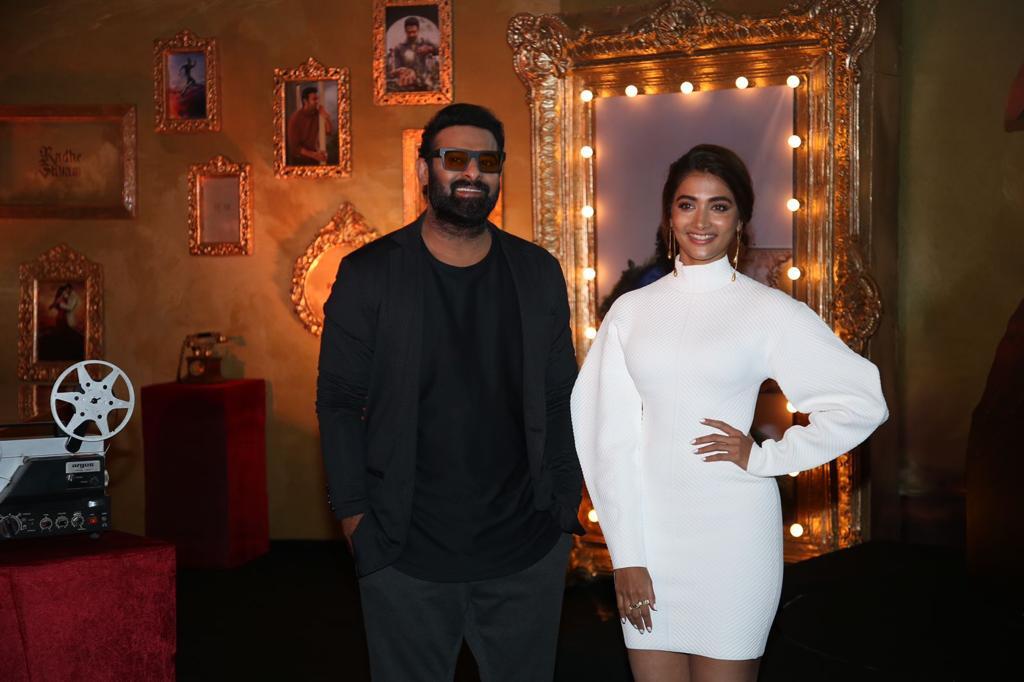 Prabhas And Pooja Hegde Pictures From Radhe Shyam Trailer Launch In ...