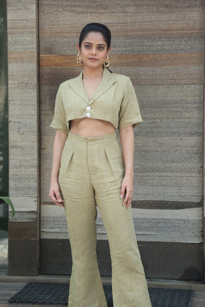 Riddhi Kumar Photos: Find Latest HD Images, Pictures, Stills & Pics ...