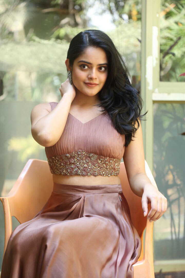 Riddhi Kumar Photos: Find Latest HD Images, Pictures, Stills & Pics ...