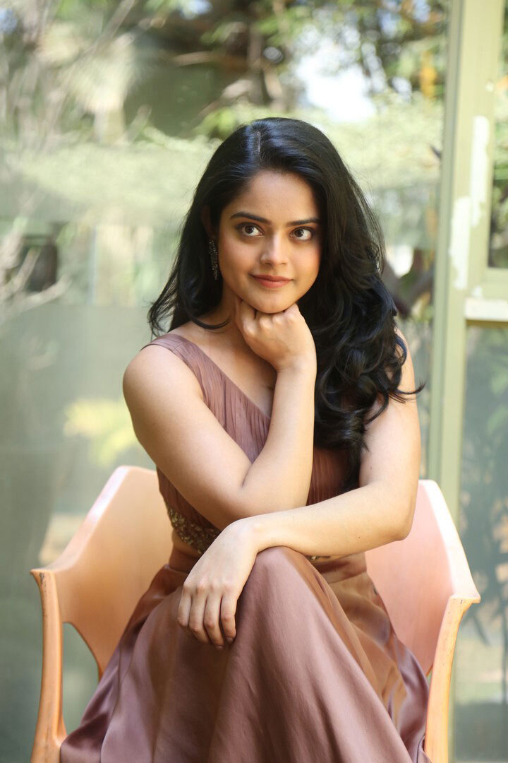 Riddhi Kumar Photos: Find Latest HD Images, Pictures, Stills & Pics ...