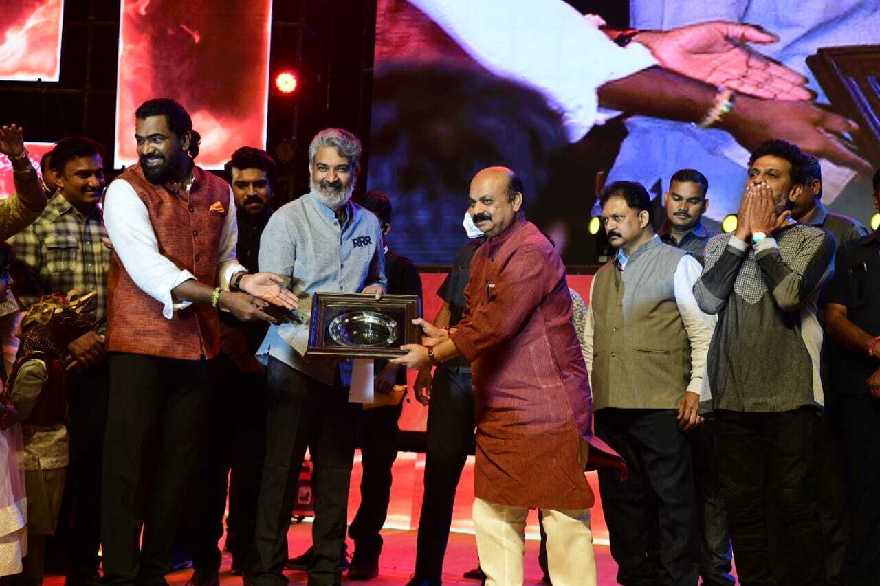 RRR Movie Pre Release Event In Chikkaballapur - Filmibeat