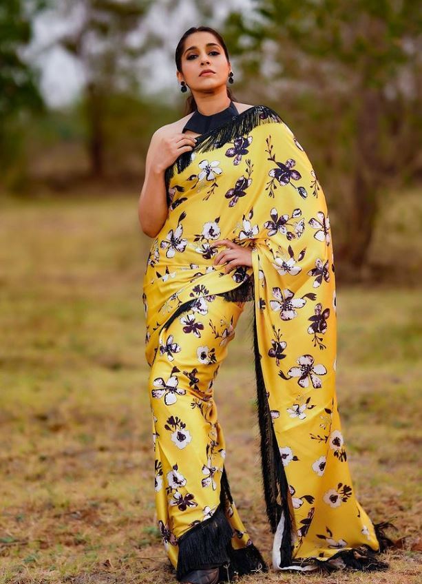 Anchor Rashmi: యాంకర్ రష్మీ అందాల జాతర.. చీరకట్టులోనూ సెగలు రేపేలా ...