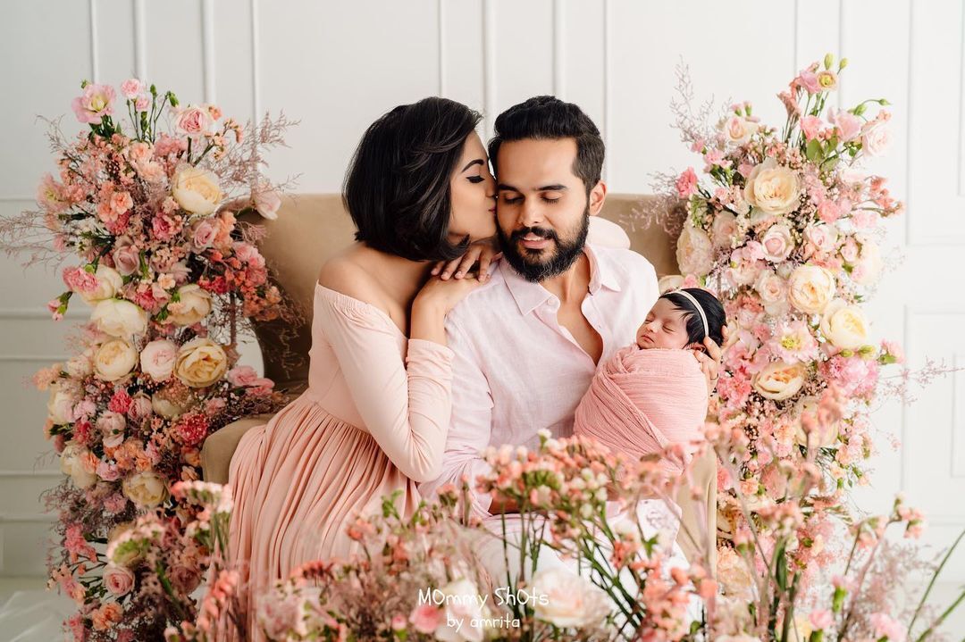 Disha Madan Baby Avira Naming Ceremony Photoshoot - Filmibeat