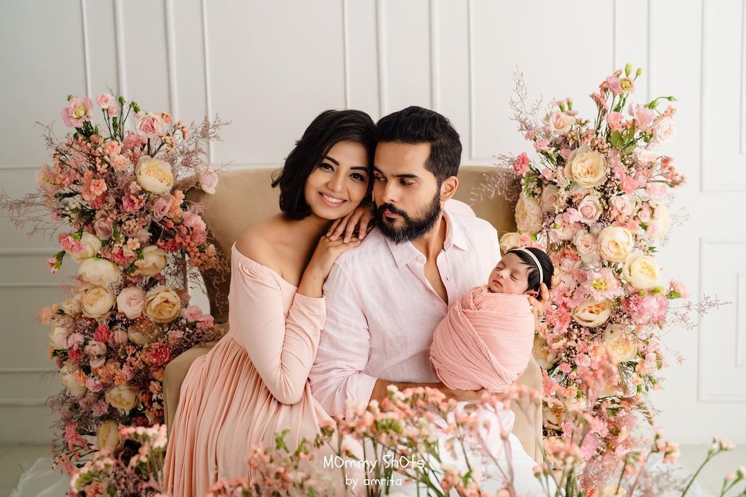 Disha Madan Baby Avira Naming Ceremony Photoshoot - Filmibeat