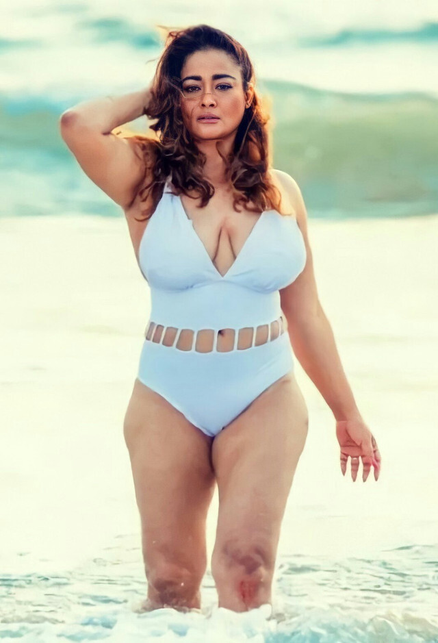 அம்மாடியோ...என்னா கிளாமர்...சும்மா நச்சுனு போஸ் கொடுத்த கிரண்! | Kiran Rathore Hot Pictures ...