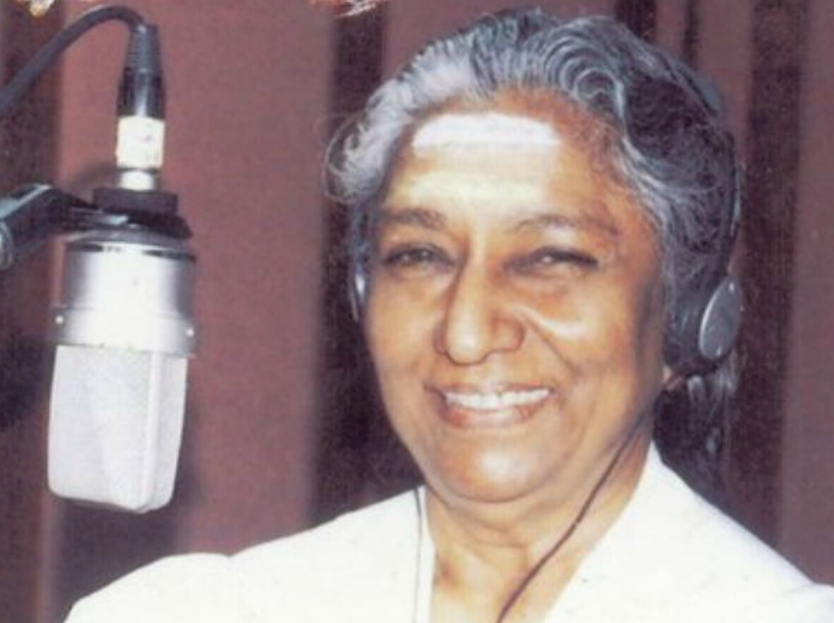 S Janaki Birthday Unseen Photos - Filmibeat