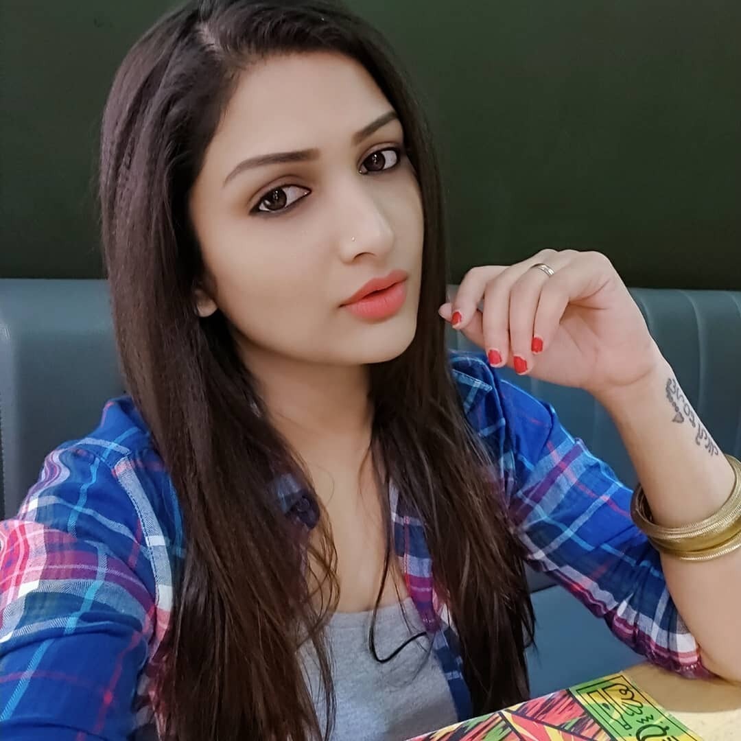 ದಿವ್ಯಾ ಶ್ರೀಧರ್ ಮನಮೋಹಕ ಫೋಟೊ ಶೂಟ್! | Aactress Divya Sridhar Saree Photos ...