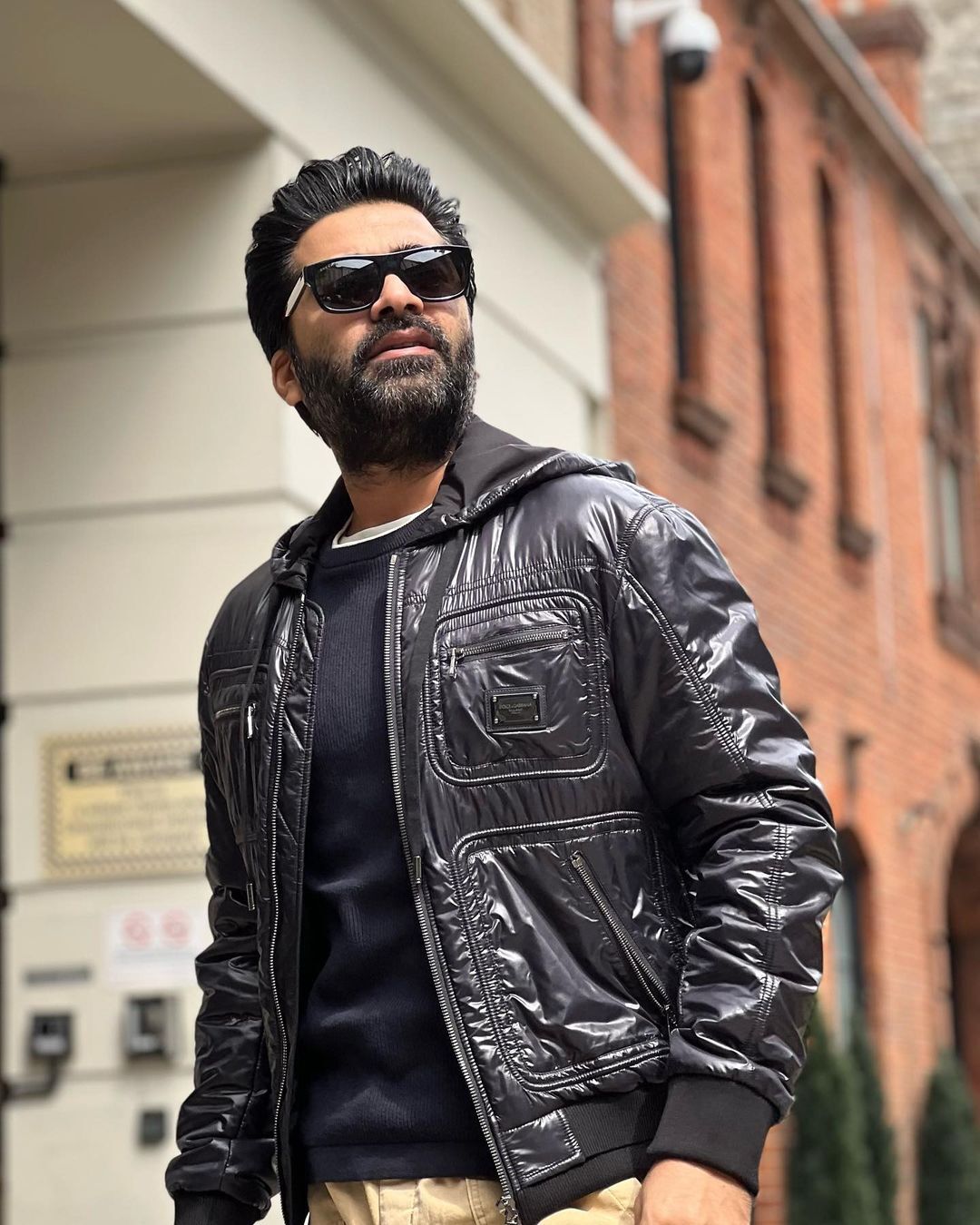 கெத்தான புகைப்படங்கள்... மாஸ் காட்டும் சிம்பு... | Actor Simbu Shared ...