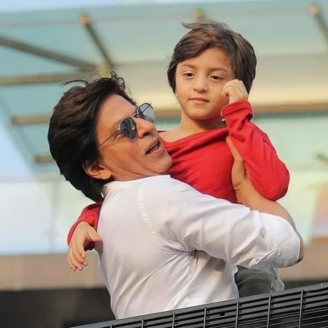 Birthday Boy AbRam Khan's Photos With Dad SRK Which Will Leave You ...