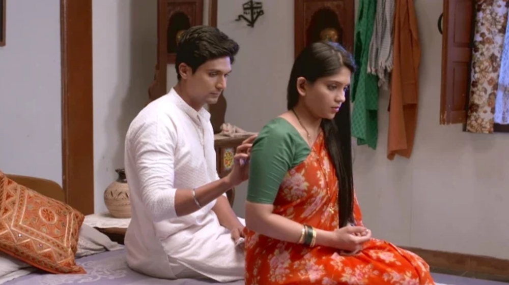 Marathi TRP Toppers (ONLINE): Aai Kuthe Kaay Karte Remains On Top; Tu Tevha Tashi Is Out Of Top ...