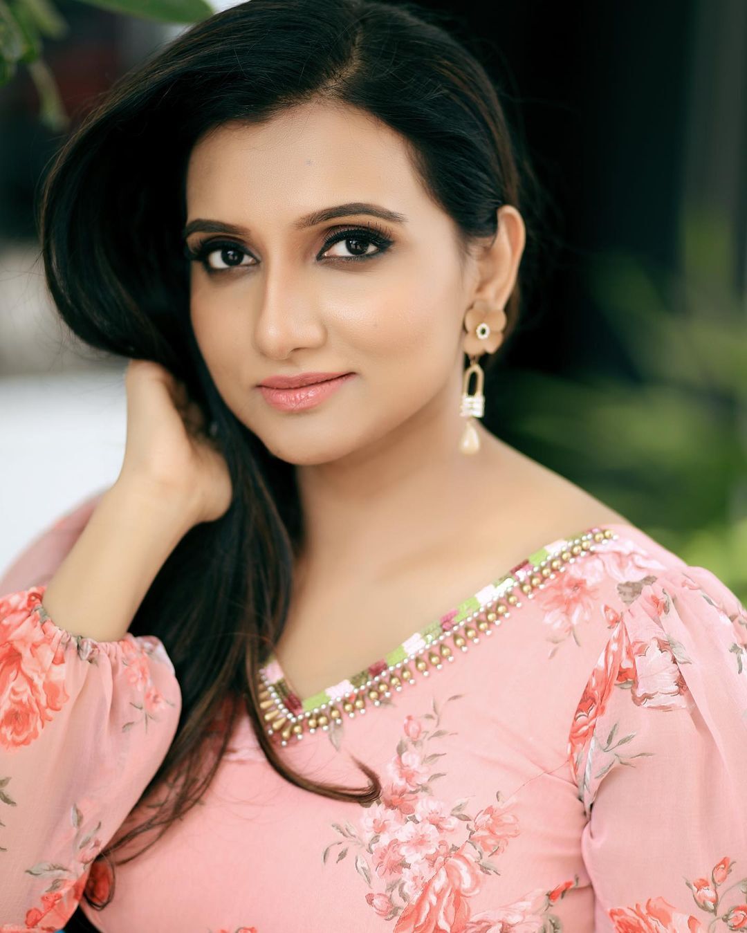 കണ്ണുകൾ ആത്മാവിന്റെ ഭാഷ സംസാരിക്കുമ്പോൾ... പുത്തൻ ചിത്രങ്ങളുമായി മഞ്ജരി | PlayBack Singer ...