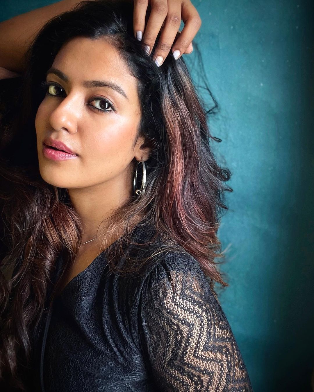 தேவதையாய் ஜொலிக்கும் ரோஷிணி ஹரிப்பிரியன்... அழகு சீக்ரெட் கேட்கும் ...