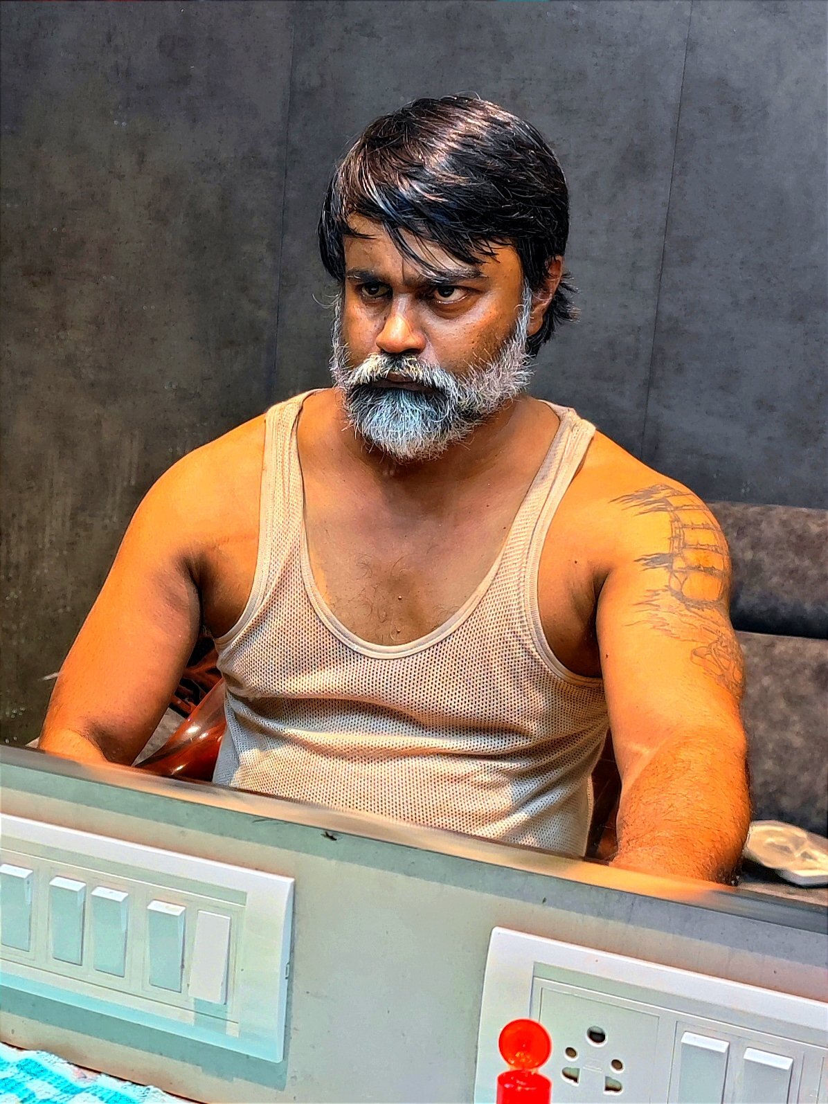 Saani Kaayidham Tamil Movie: Pooja, Shooting Stills, Location Photos ...