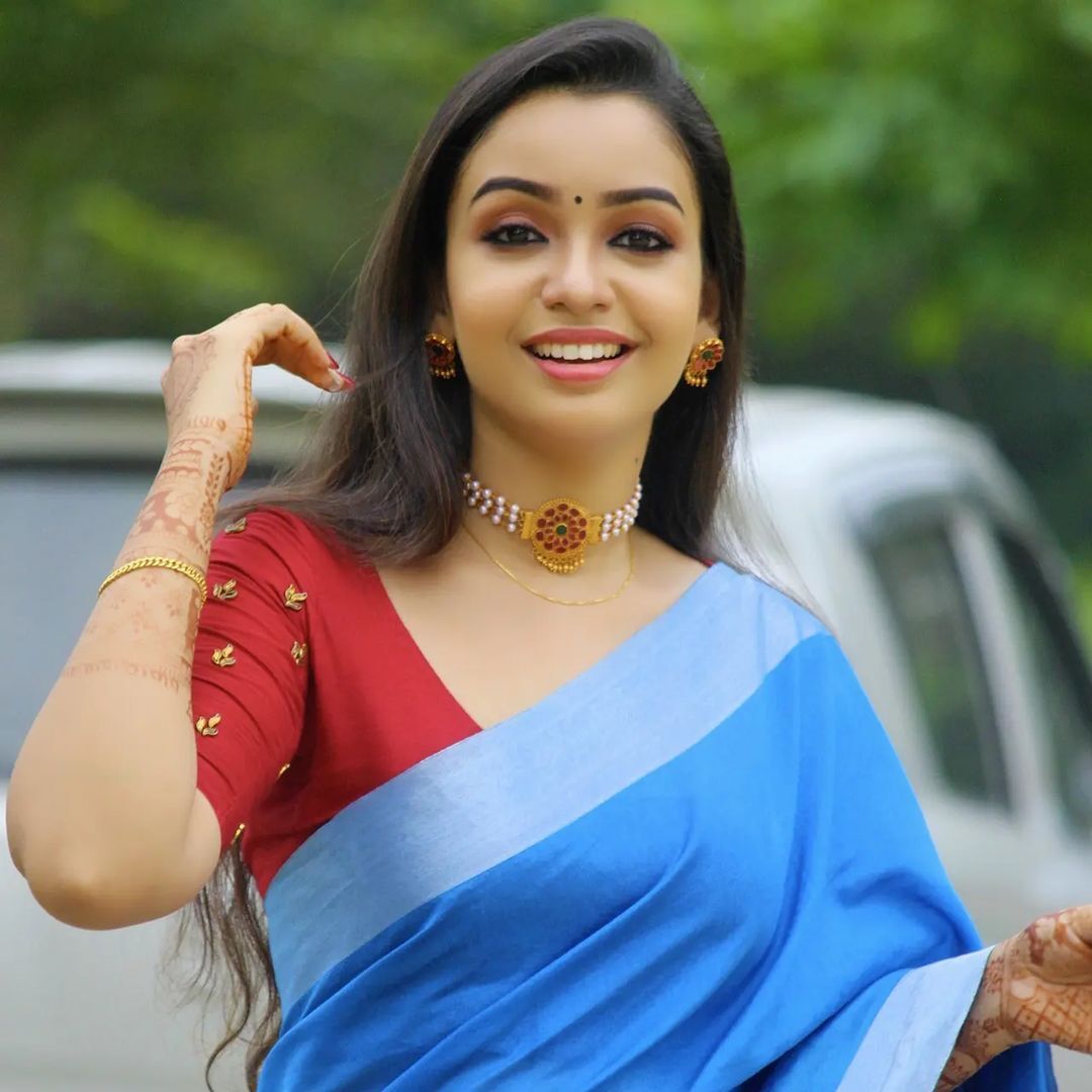 ധാവണയിൽ സുന്ദരിയായി ആലീസ് ക്രിസ്റ്റി, ലേറ്റസ്റ്റ് ചിത്രങ്ങളിതാ | TV Actress Alice Christy Gomez ...