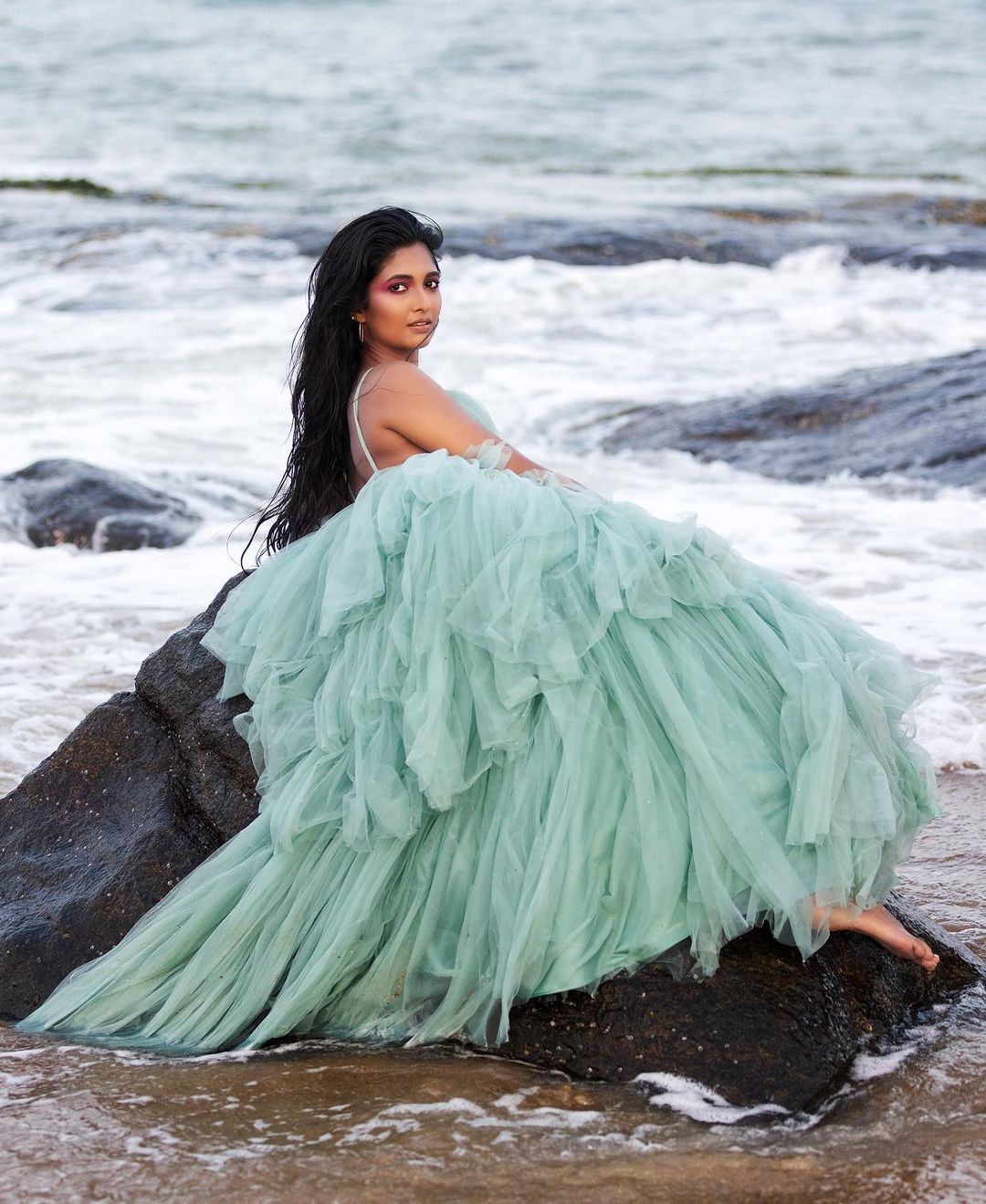 Keerthi Pandian Photos | Keerthi Pandian Latest HD Pics |Keerthi ...