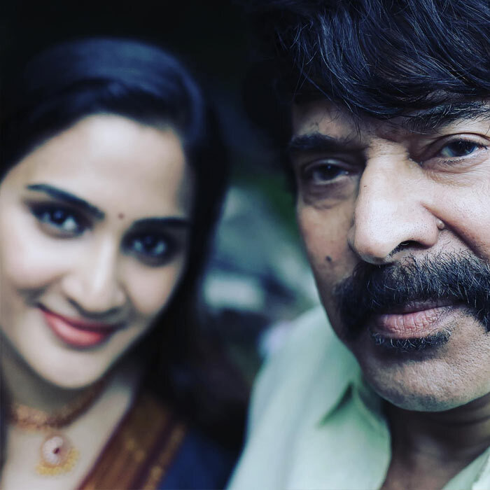 ബഷീര്‍ നാരായണിയ്ക്ക് സമ്മാനിക്കുന്ന മനോഹര ഫ്രെയിമുകള്‍; മമ്മൂട്ടിയുടെ ...