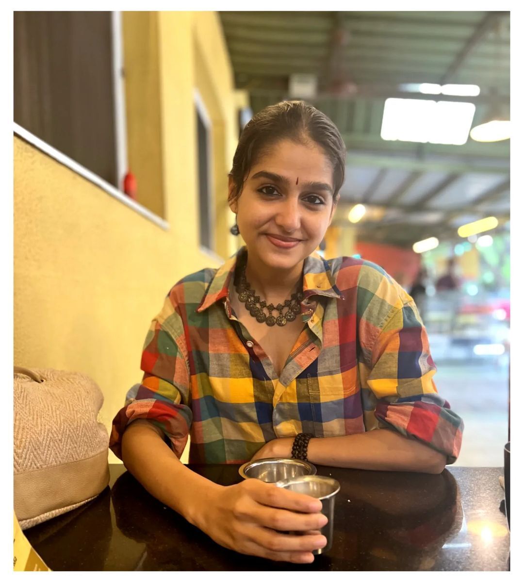 ಹೋಟೆಲ್‌ನಲ್ಲಿ ಕಾಣಿಸಿಕೊಂಡ ನಟಿ ಅನಸ್ವರ ರಾಜನ್! | Anaswara Rajan New Photo ...