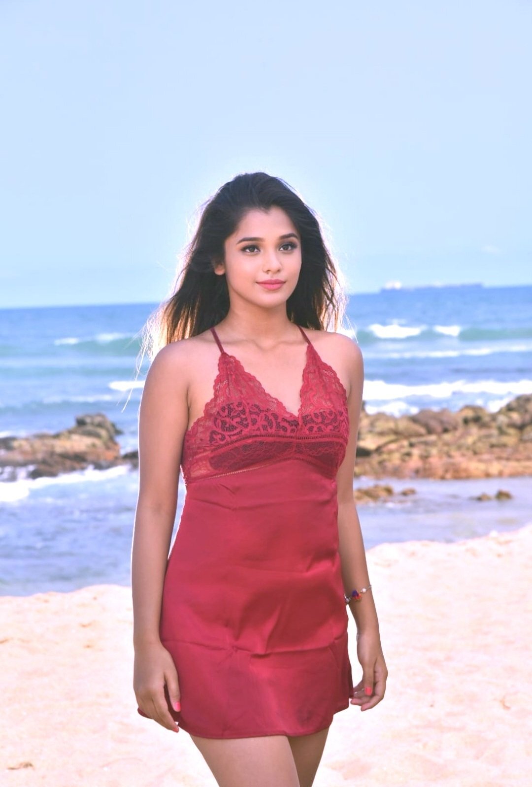 Elsa Ghosh Photos: Find Latest HD Images, Pictures, Stills & Pics ...
