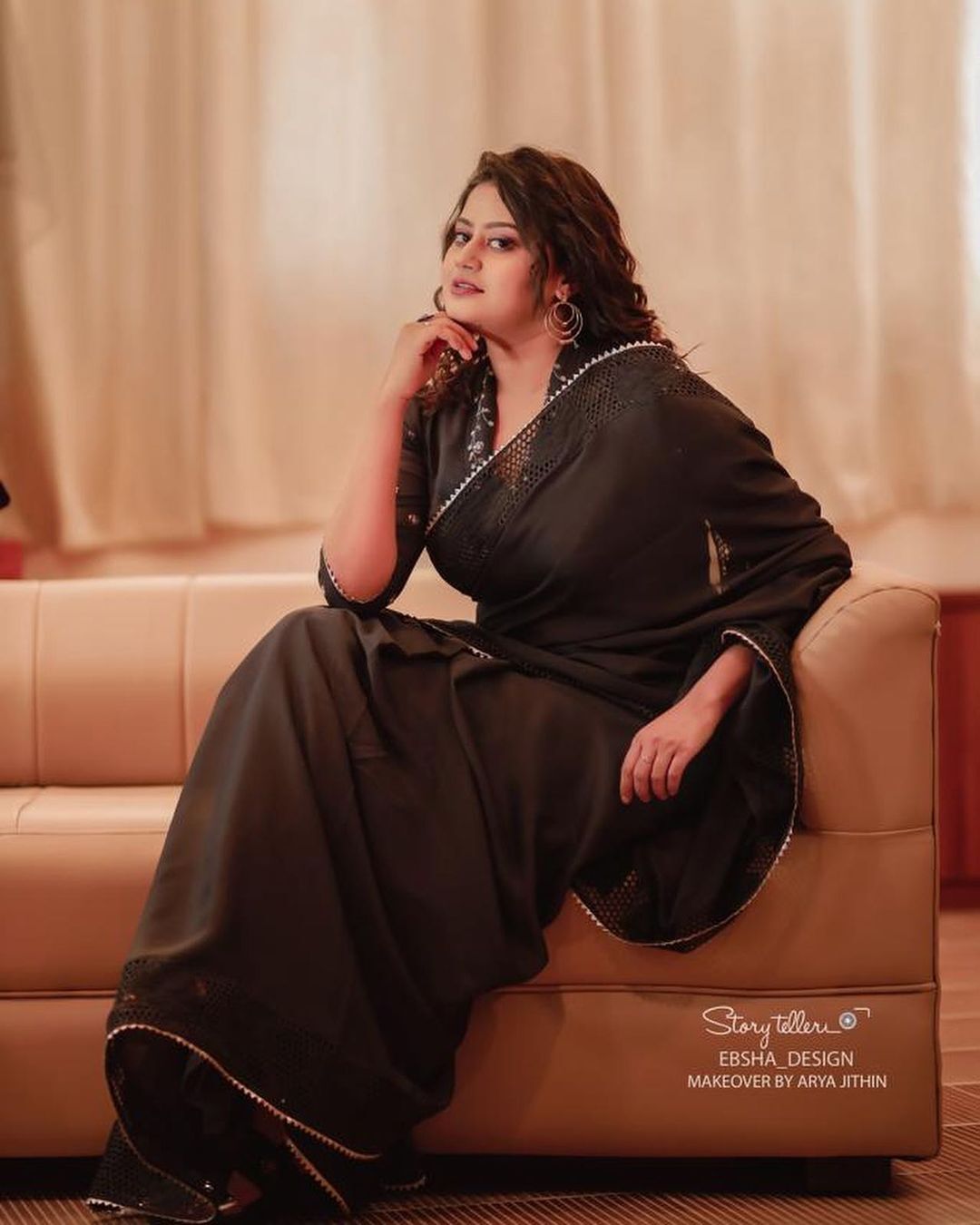 കറുപ്പുതാൻ എനക്ക് പിടിച്ച കളറു.., സാരിയിൽ തിളങ്ങി അൻസിബ | South Glamour ...