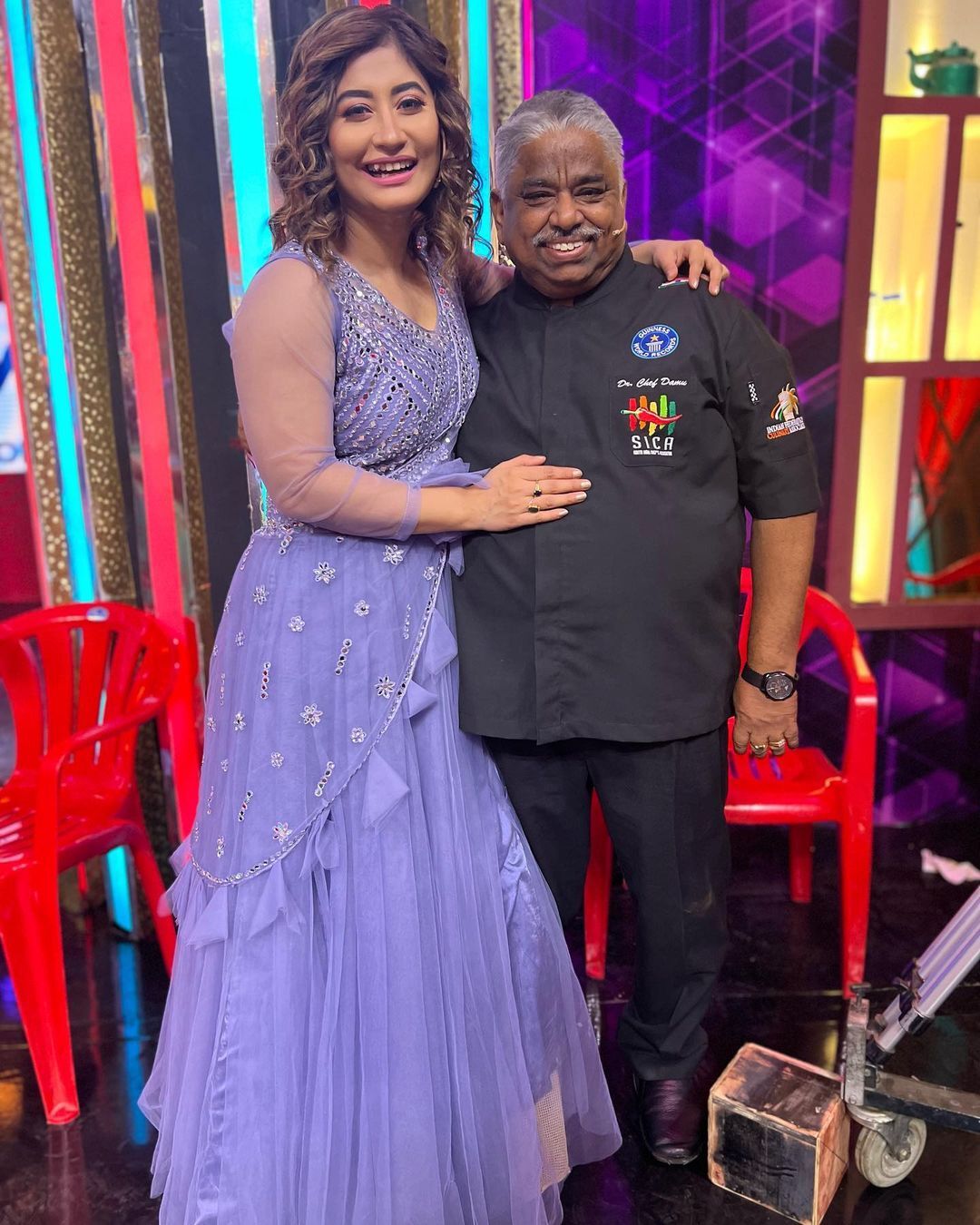 குக் வித் கோமாளி சீசன் 3.. ஸ்பெஷல் கோமாளியான சுனிதா! | Sunita Turns To ...