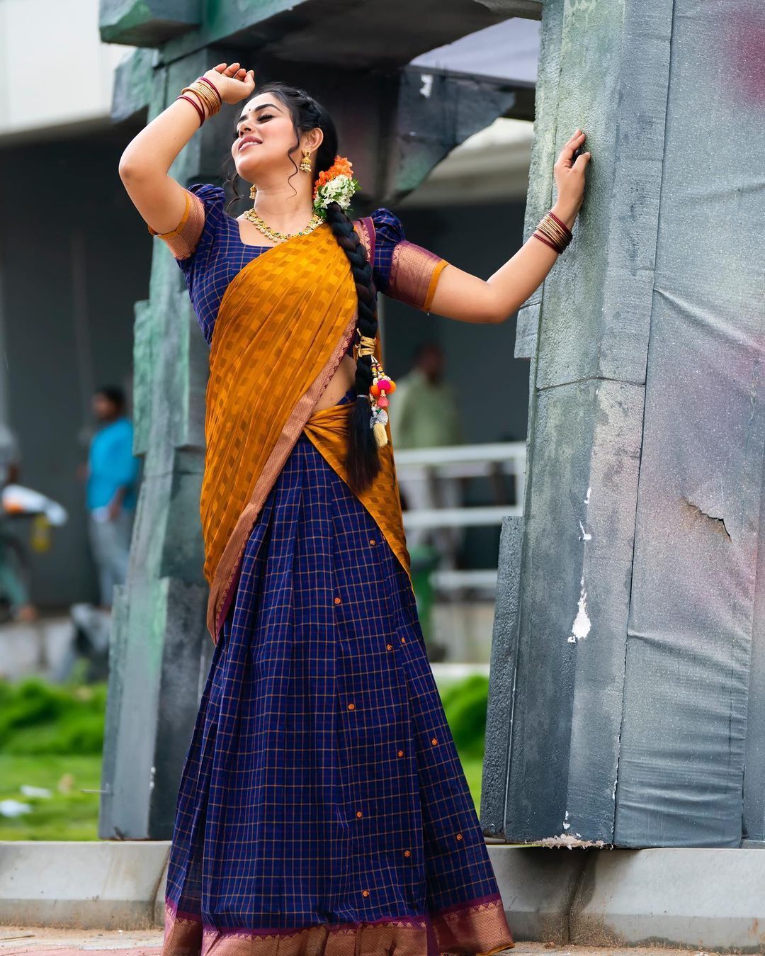 ಲಂಗ ದಾವಣಿಯಲ್ಲಿ ನಟಿ ಪೂರ್ಣ ಚಿತ್ರಗಳು | Actress Poorna Cute And Sizzling ...