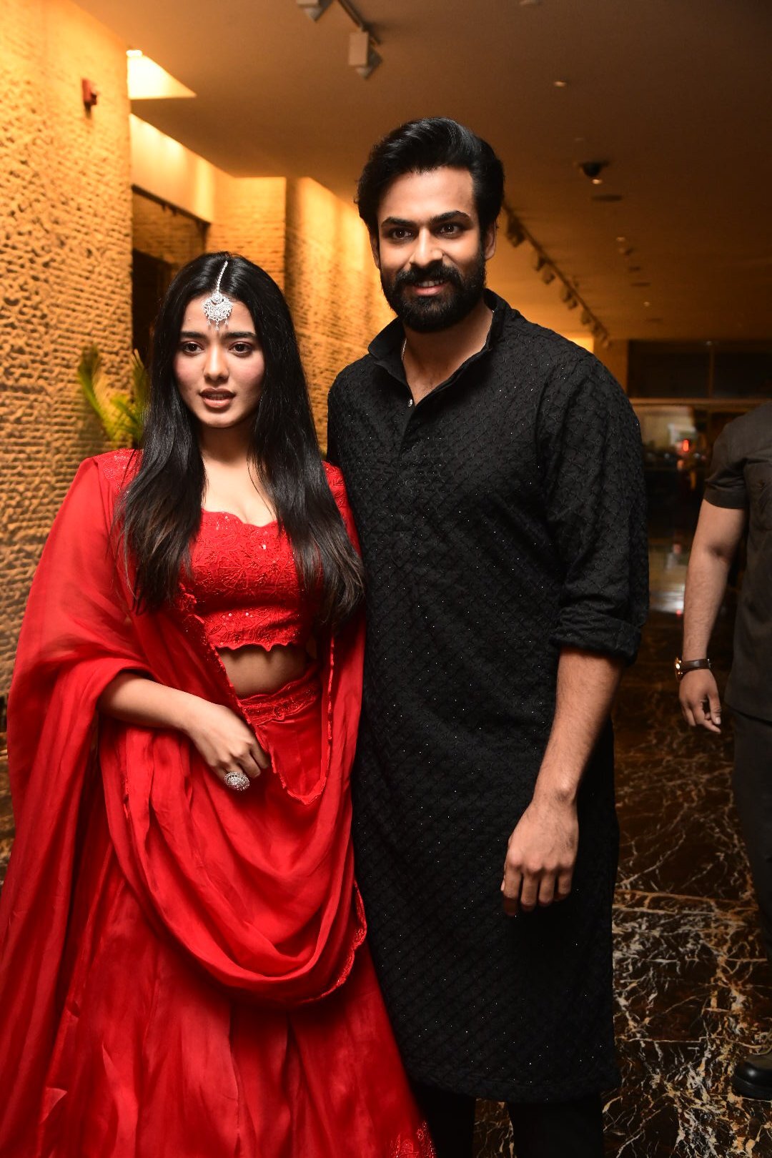 Ranga Ranga Vaibhavanga pre relase event యాక్సిడెంట్ తర్వాత సాయిధరమ్ ...