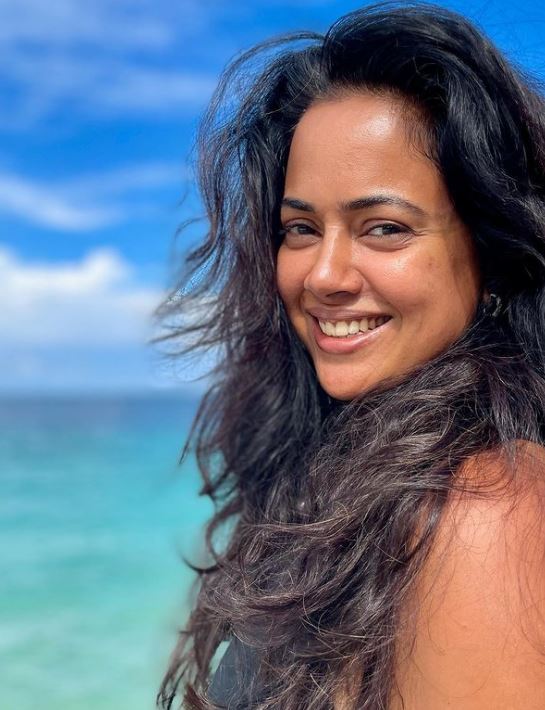 Sameera Reddy: గుర్తు పట్టని విధంగా మారిన సమీరా రెడ్డి.. తల్లైనా ...