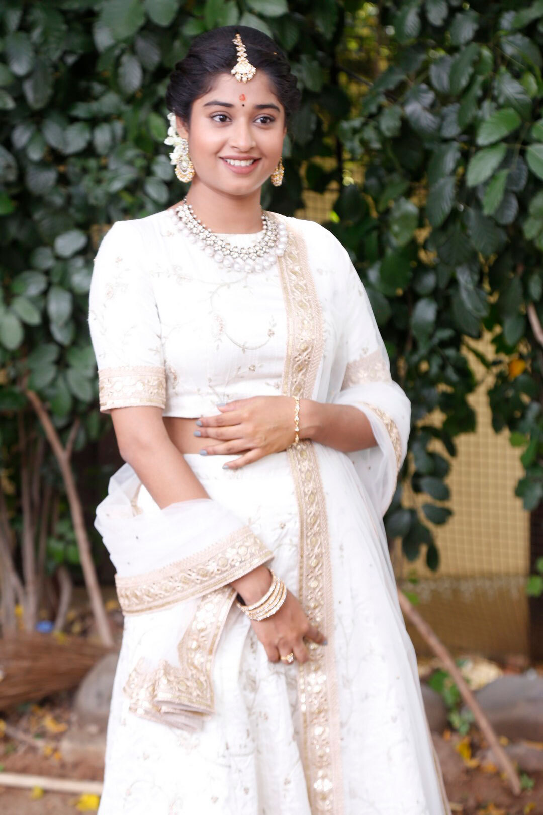 Shrasti Verma Photos: Find Latest HD Images, Pictures, Stills & Pics ...