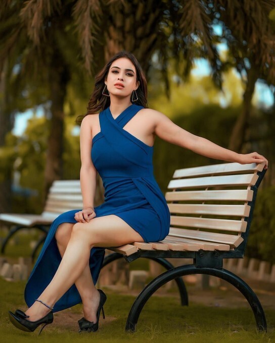Actress Neha Malik Latest Photoshoot - Filmibeat
