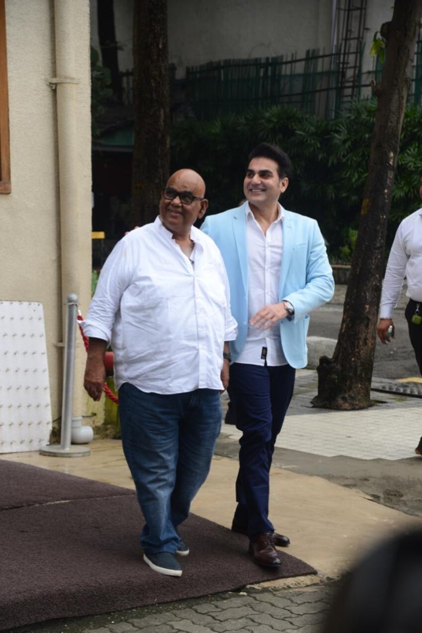 Arbaaz Khan, Raveena Tandon and starcast of film 'Patna Shukla' snapped ...