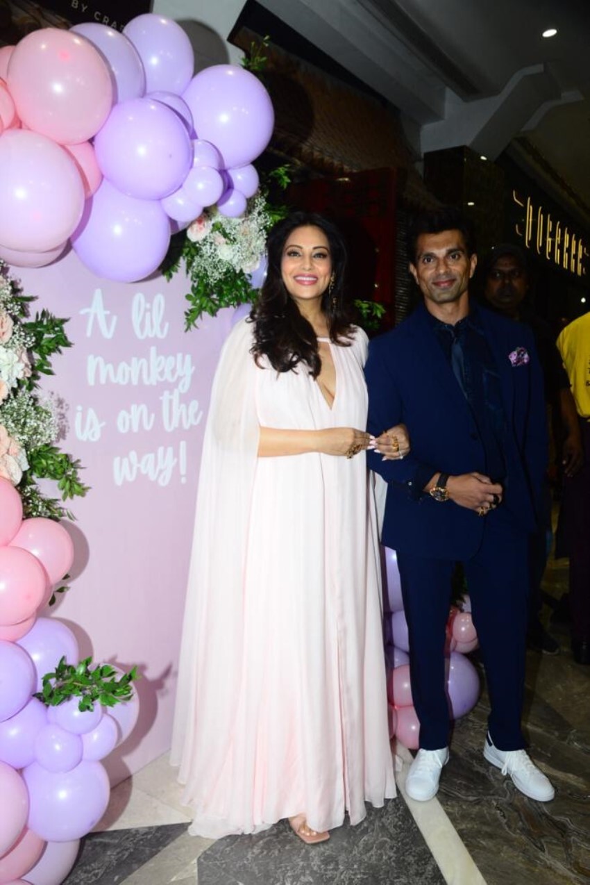 Bipasha Basu and Karan Singh Grover snapped at their baby shower ...