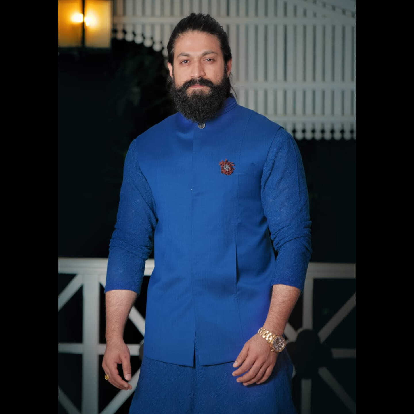 KGF Actor Yash Beard Look Trending And Viral See The Latest Yash Photo ...