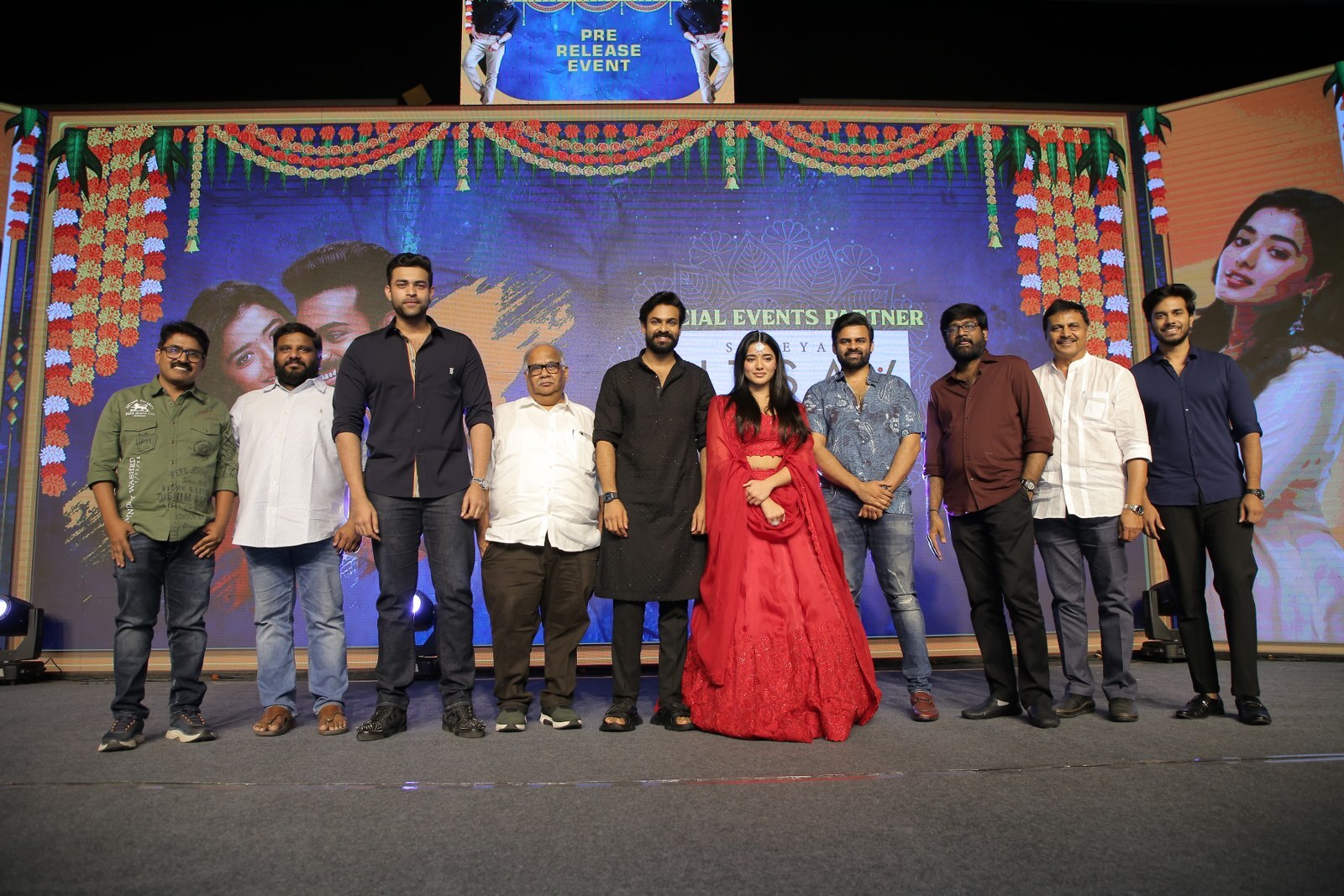 Ranga Ranga Vaibhavanga Pre-Release Event - Filmibeat
