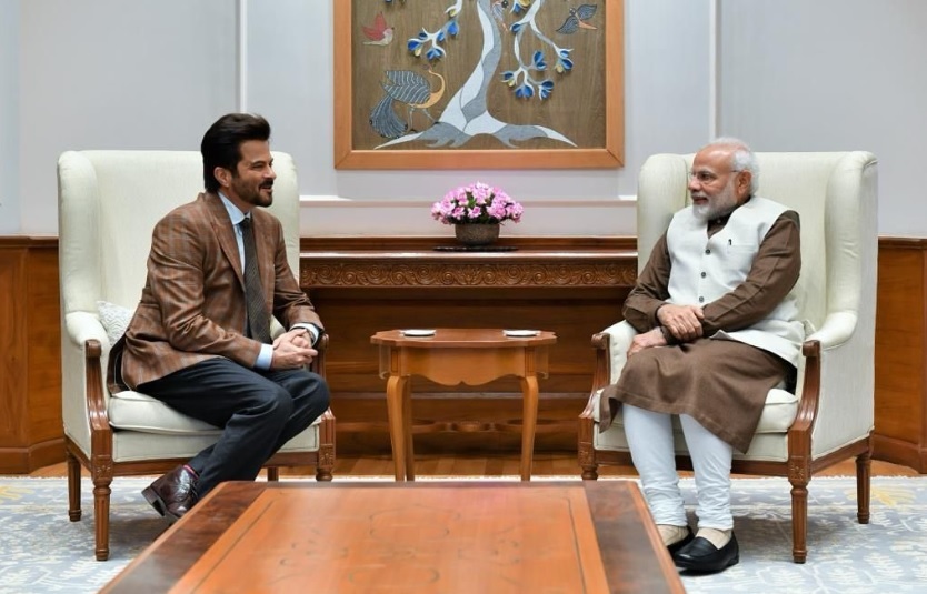 SRK, Akshay Kumar, Ajay Devgn & Others Wish PM Narendra Modi On His ...