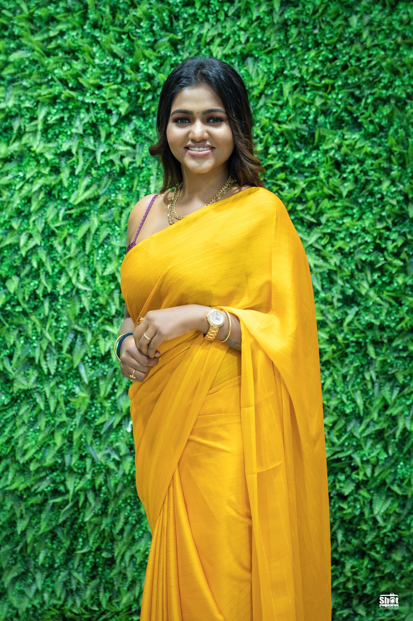 எவ்வளவு பாத்தாலும் சலிக்கவில்லை..சொக்க வைக்கும் அழகில் ஷாலு ஷம்மு ...