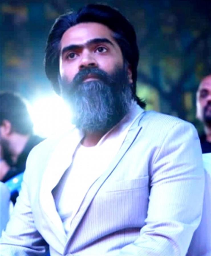 இறுதிக்கட்டத்தில் பத்து தல படப்பிடிப்பு...சிம்புவின் வேற லெவல் செல்ஃபி ...